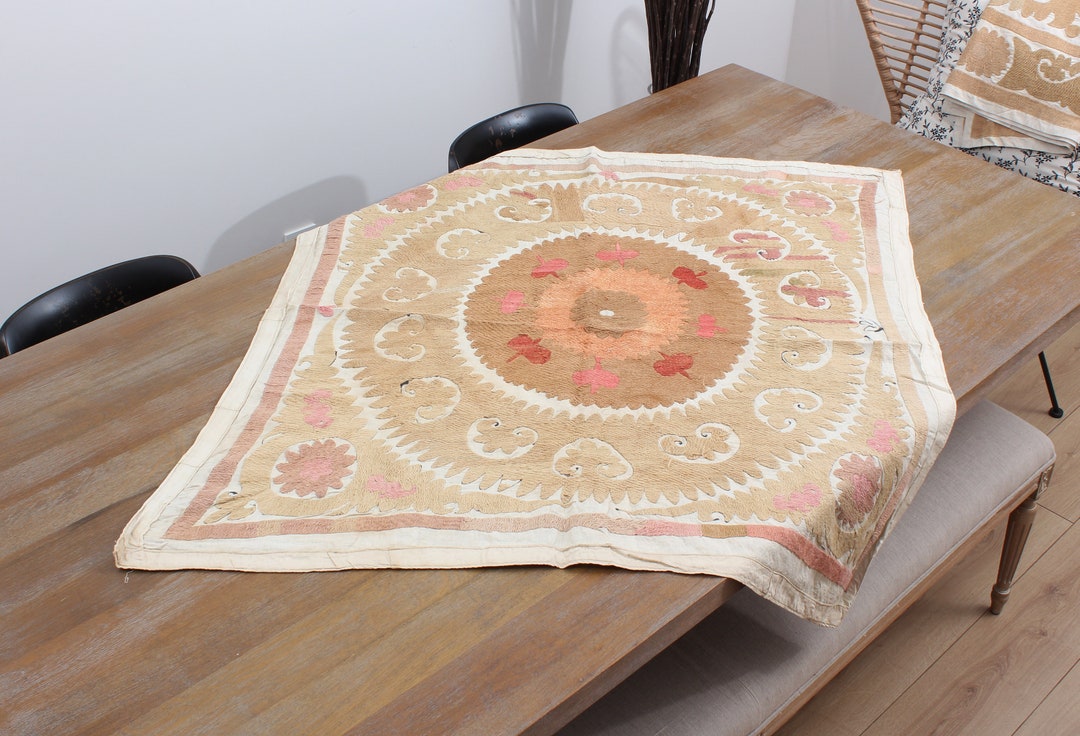 Pastel Suzani, Suzani Throw, Suzani Bedspread, 3.41' X 3.71' Suzani ...