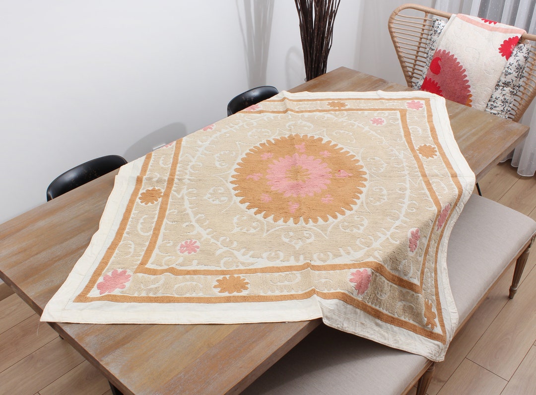 Pastel Suzani, Suzani Throw, Suzani Bedspread, 4.30' X 4.79' Suzani ...