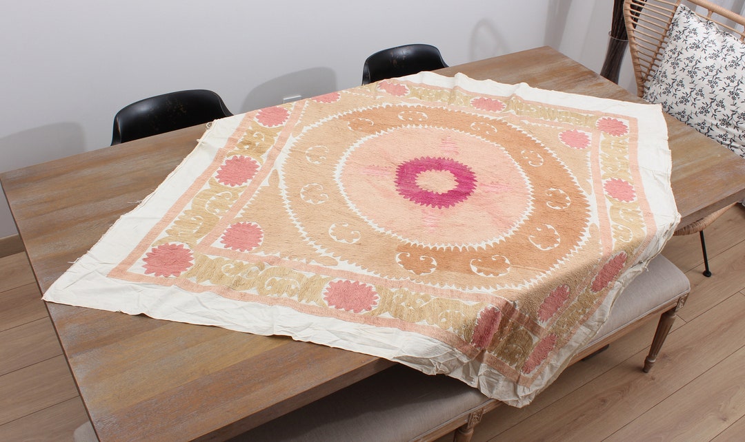 Pastel Suzani, Suzani Throw, Suzani Bedspread, 4.30' X 4.46' Suzani ...