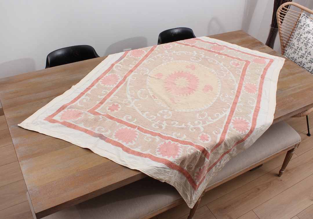 Pastel Suzani, Suzani Throw, Suzani Bedspread, 3.67' X 4.86' Suzani ...