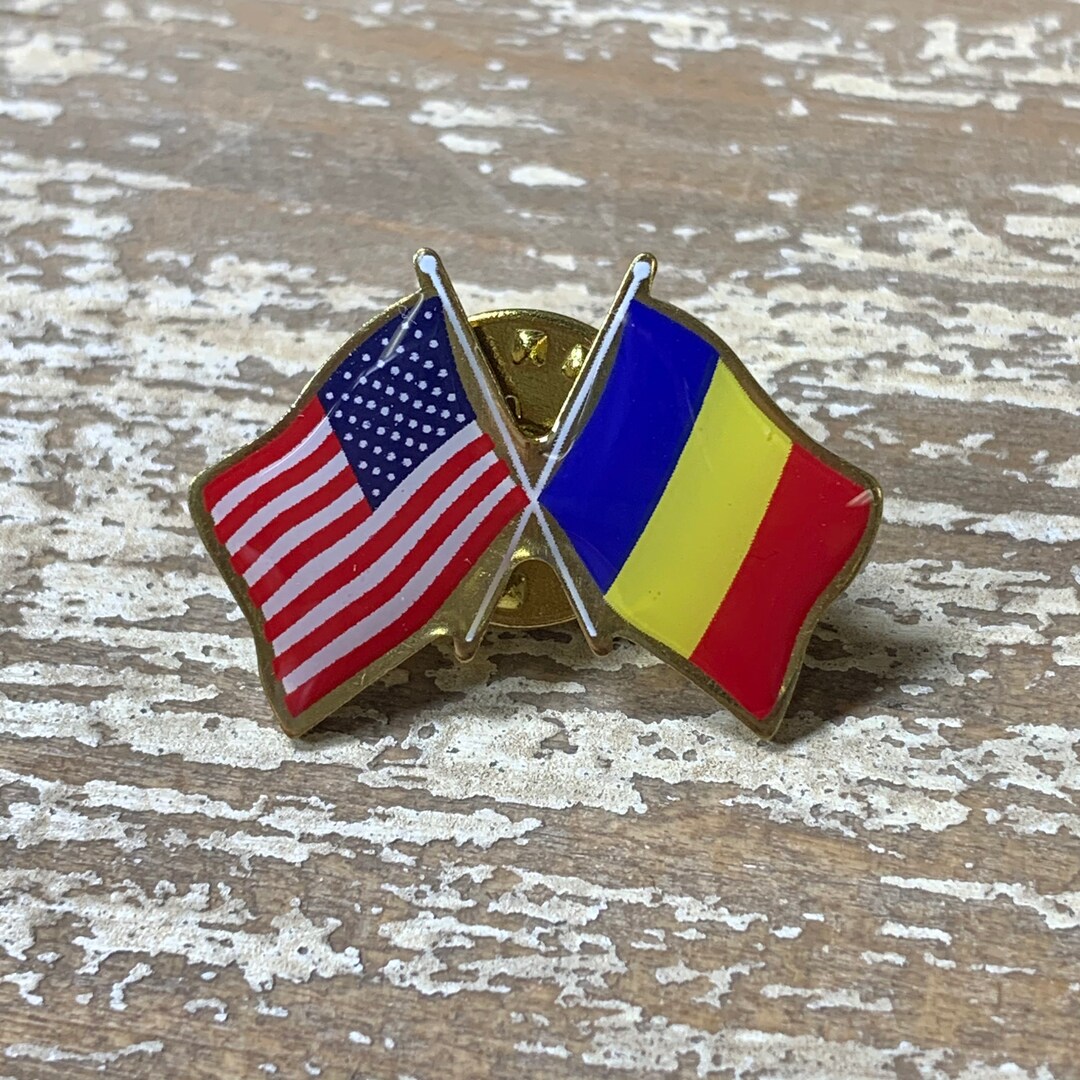 Chad and U.S. Double Waving Crossed Flags Friendship Lapel Pin - Made ...