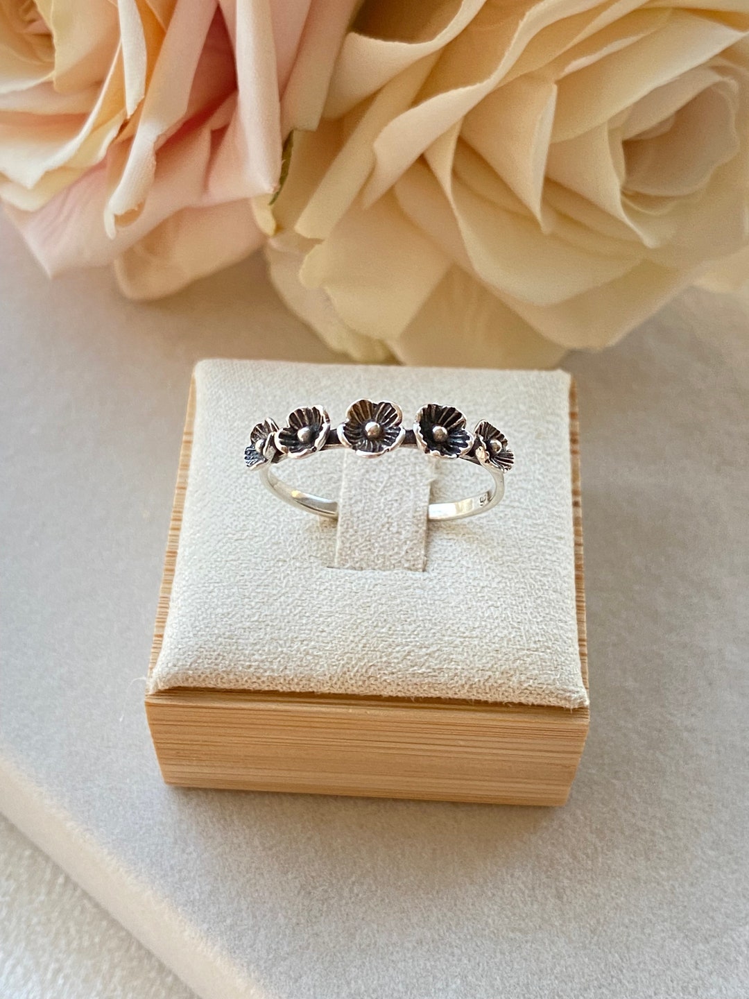 Flower Blossom Ring in Sterling Silver. Sterling Silver Jewelry ...