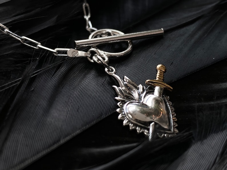 Sterling Silver Sacred Heart Staple Chain Necklace. Faith - Etsy