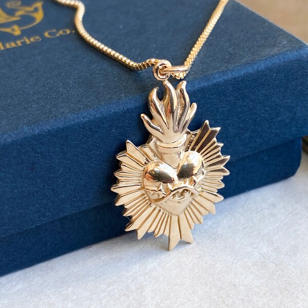 Sacred Heart Necklace - Etsy