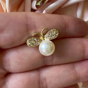 Gold and Pearl Bee Pin. Spring Jewelry, Cottage Core Jewelry, Church ...