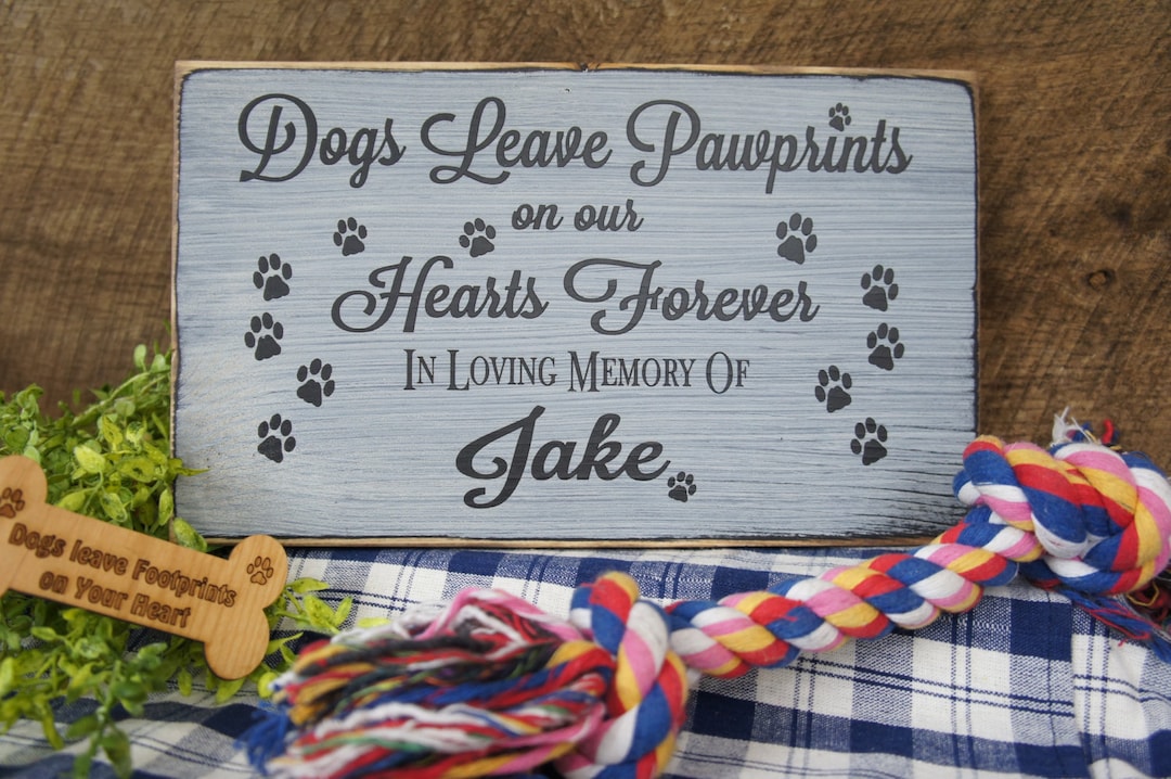 Pet Memorial... Dogs Leave Pawprints on Our Hearts Forever in Loving ...