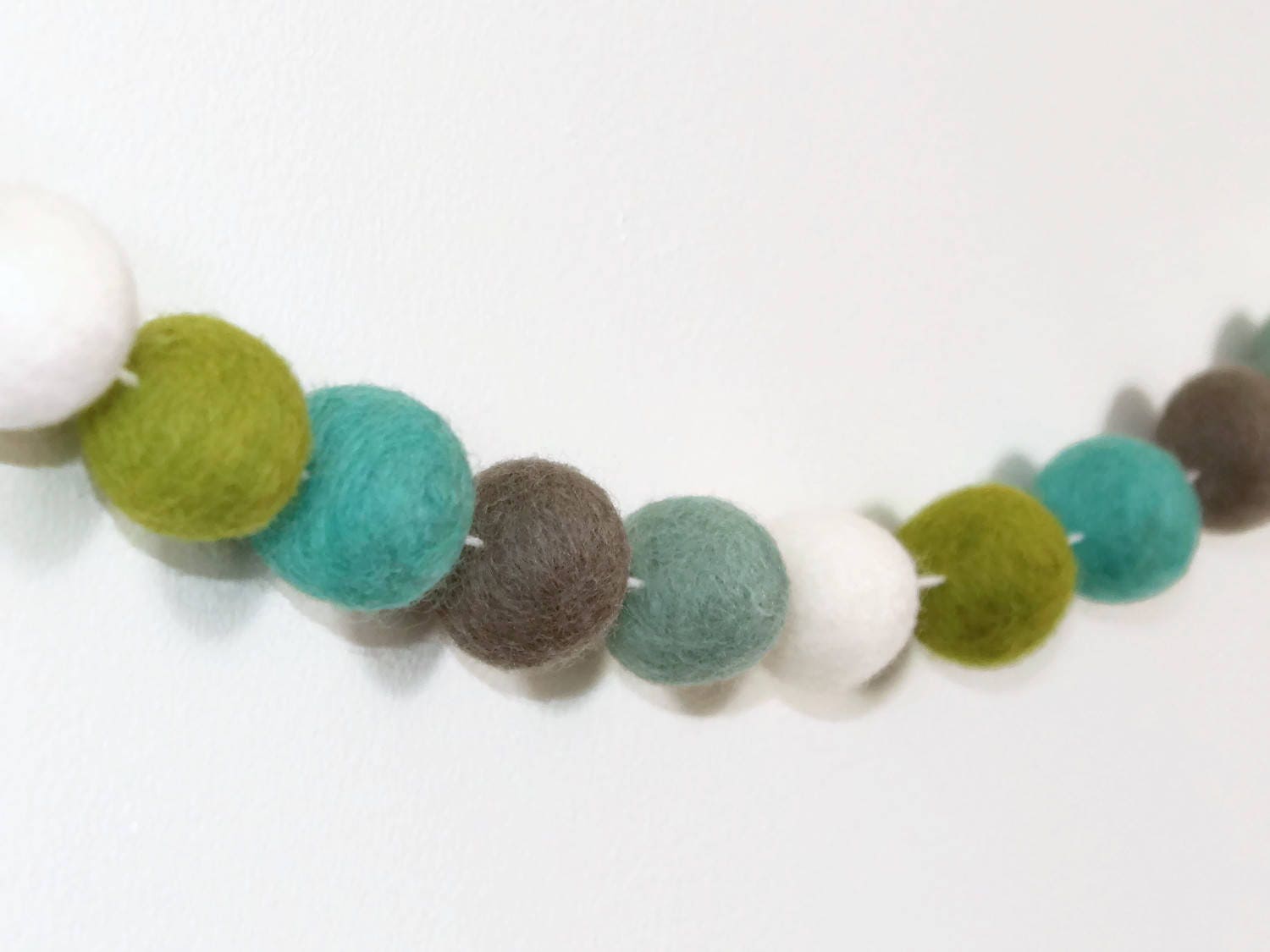 Spring FELT BALL GARLAND, Pom Pom Garland Easter, Nursery Decor, Felt ...