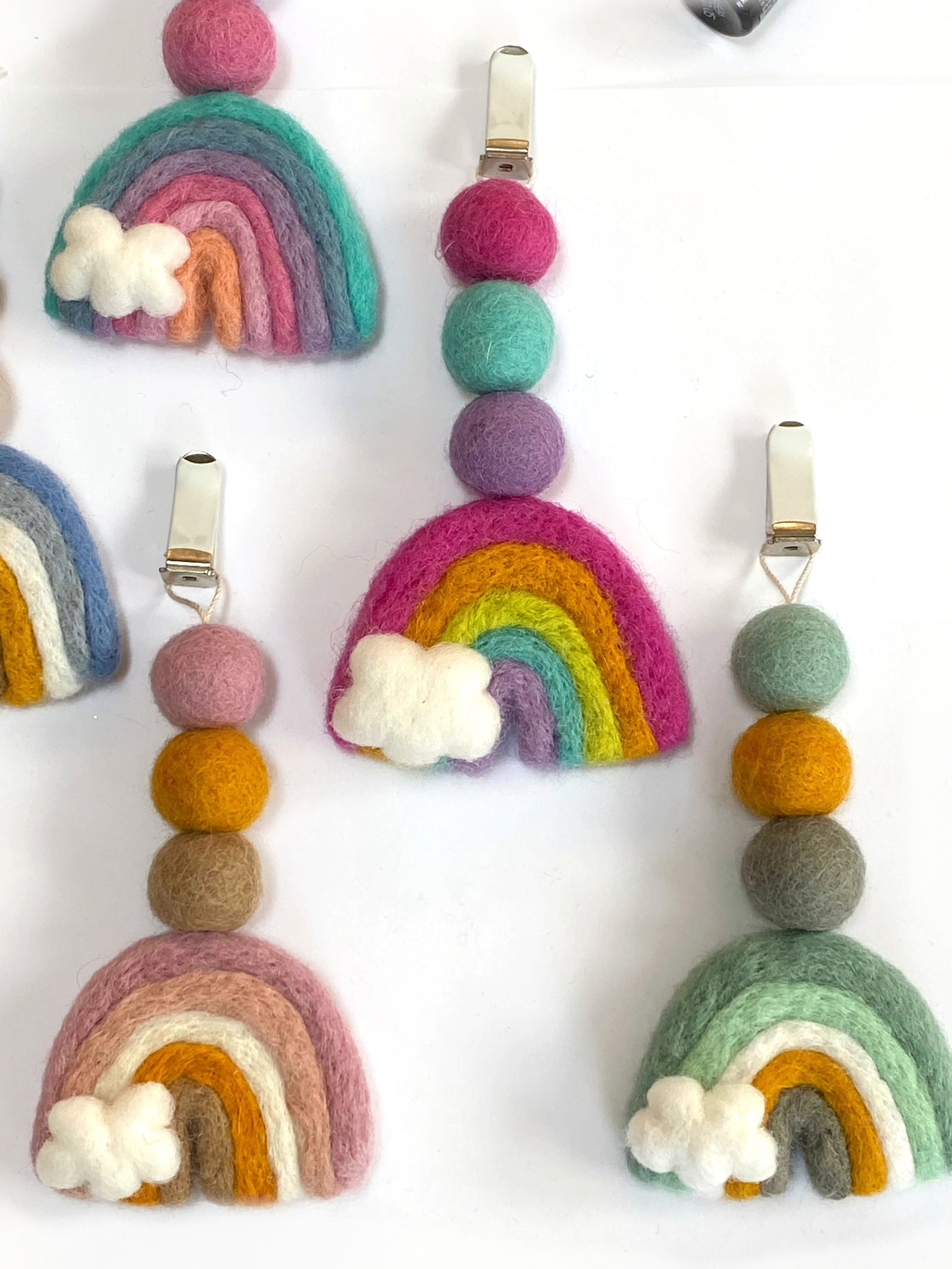 Rainbow CAR DIFFUSER // Essential Oil Diffuser // Wool Ball - Etsy