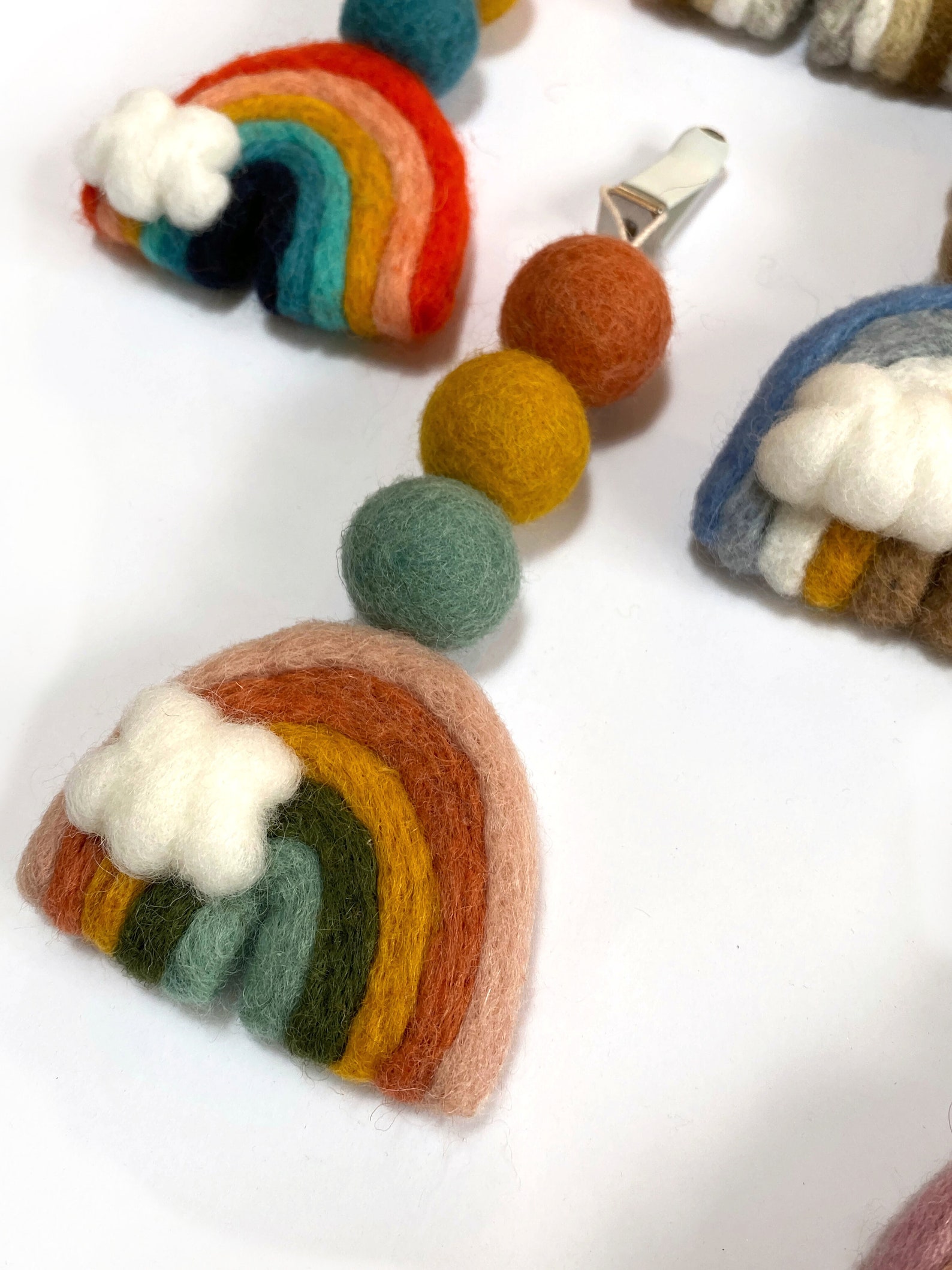 Rainbow CAR DIFFUSER // Essential Oil Diffuser // Wool Ball - Etsy