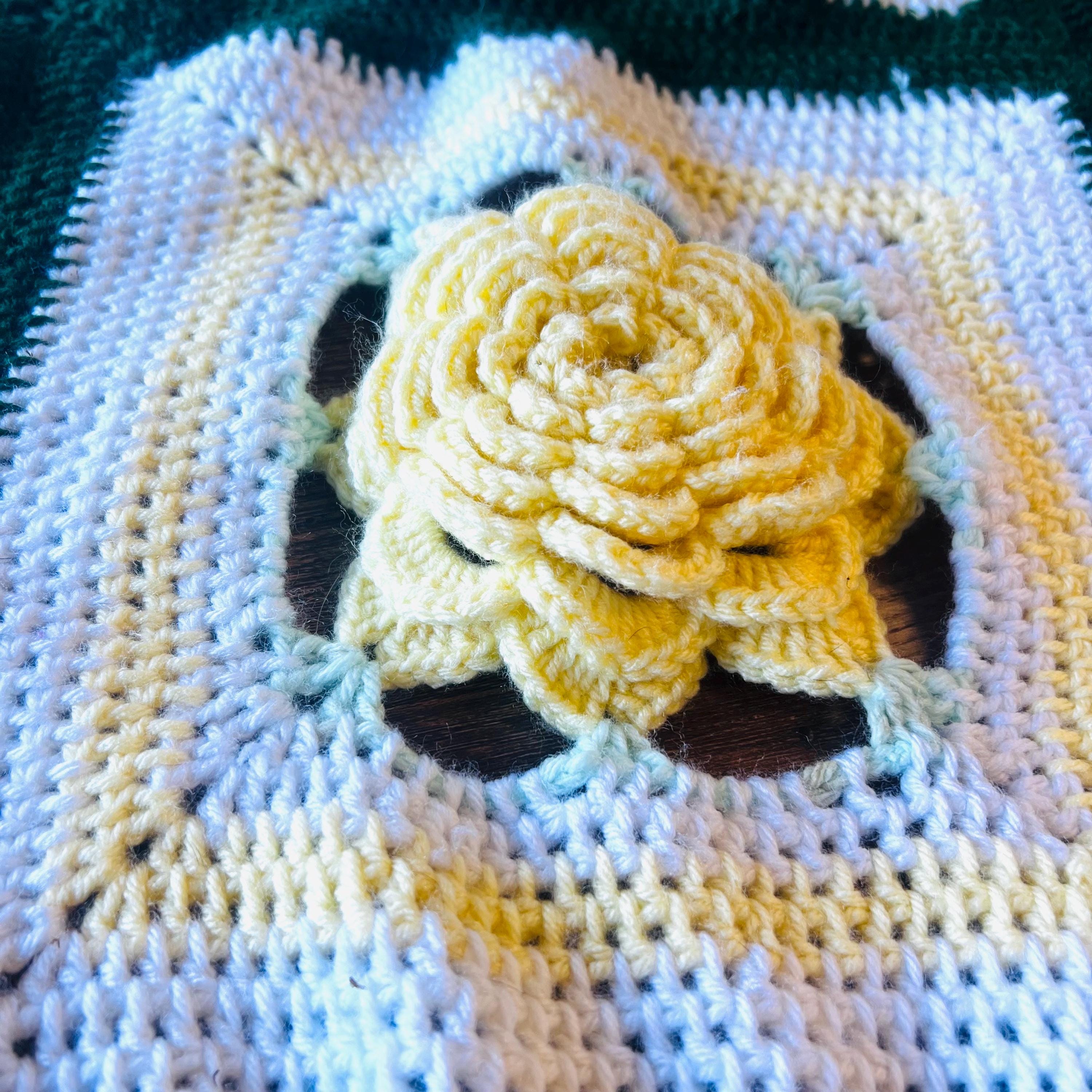 RAISED ROSETTES 1970’s 70s 1980’s 80s Vintage Retro Handmade Hand Knit ...