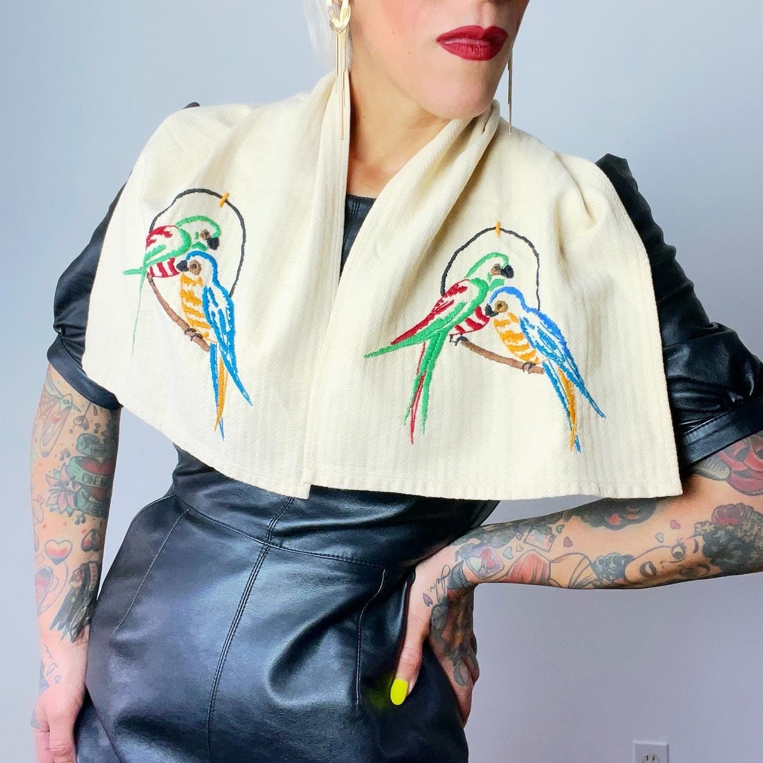 EMBROIDERED TROPICAL BIRDS 1940’s 40s Vintage 1950’s 50s Parrots Macaws ...