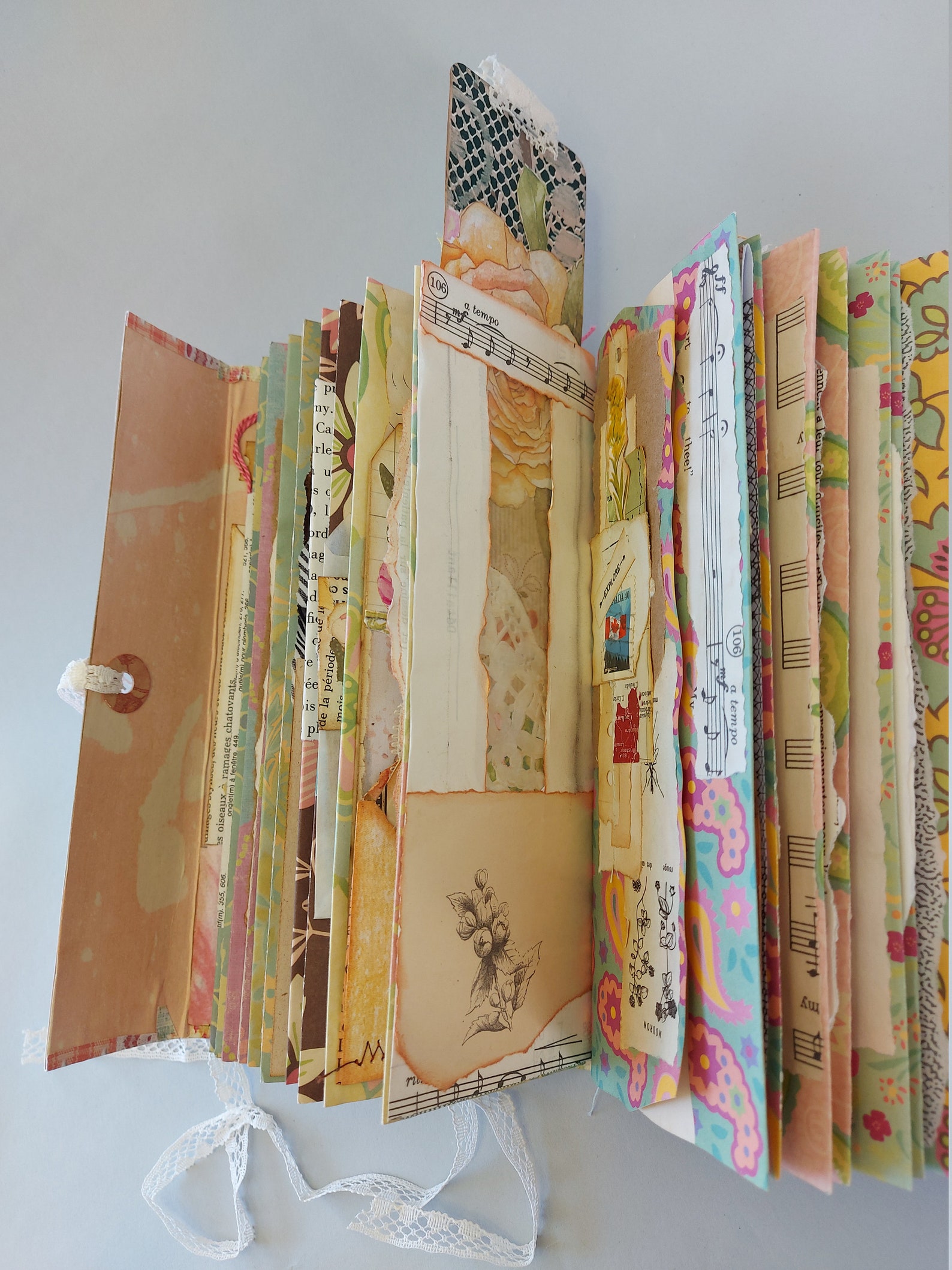 JUNK JOURNAL TREASURE Special Box - Etsy