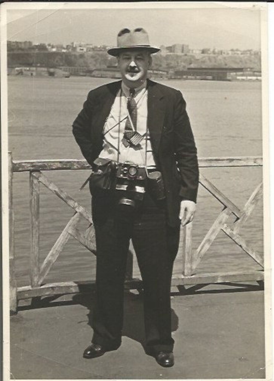 Vintage 1950's Photographer Photo Man With Camera Tourist - Etsy