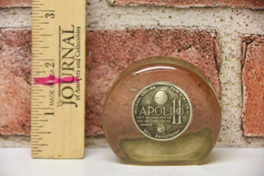 1969 First Lunar Landing Apollo 11 Lucite Encased Commemorative ...