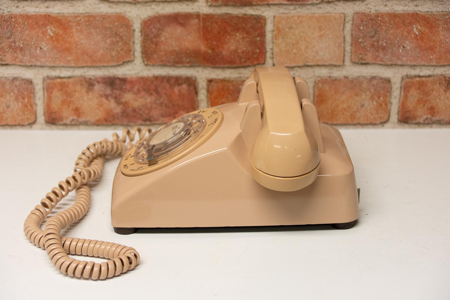 Vintage Rotary Desktop Telephone Pink Beige Bell System Western ...