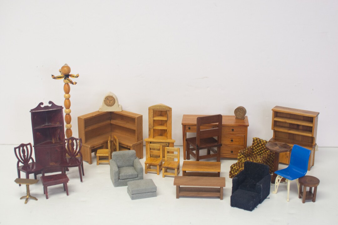 Vintage Dollhouse Furniture Assortment 25 Pieces of Various Forms Sizes ...