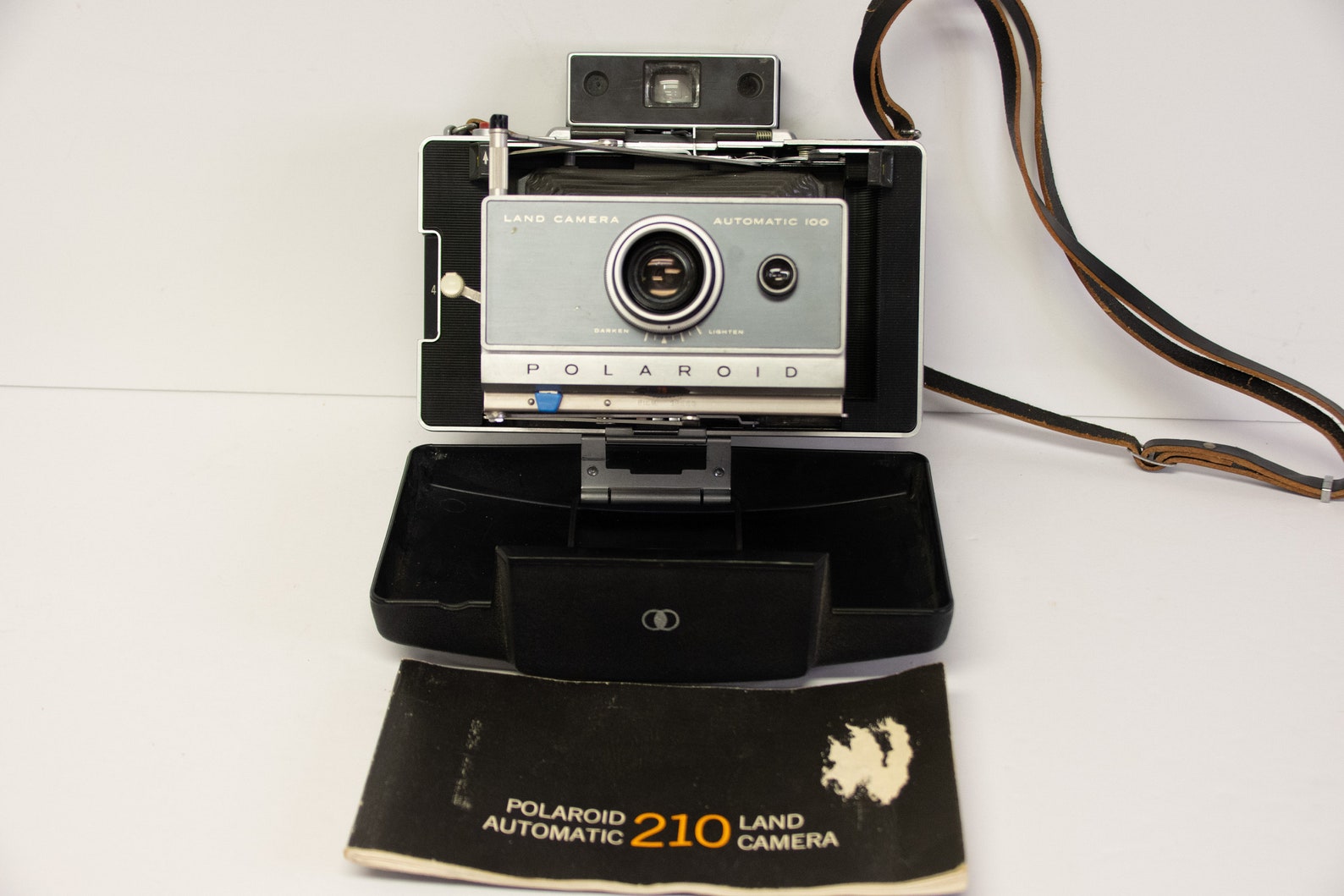 Vintage Mid Century Polaroid Automatic 210 Land Camera Instant Photo ...