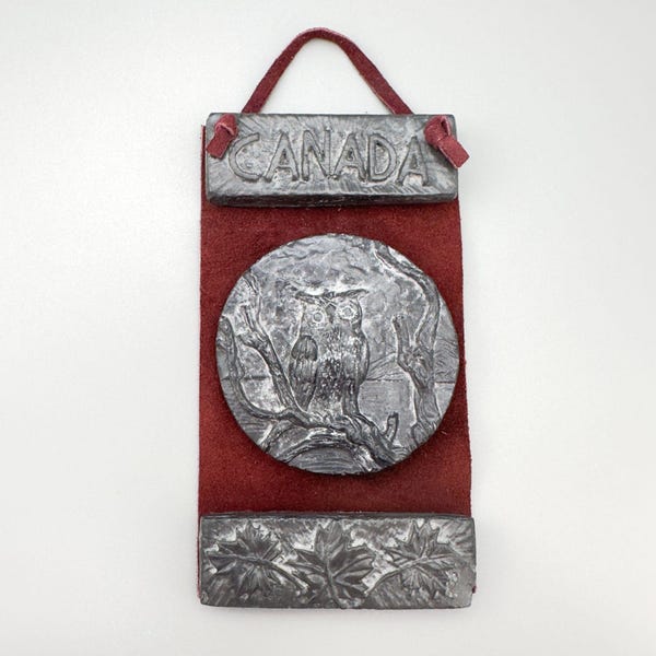 Maple Leaf Wall Plaque - Etsy