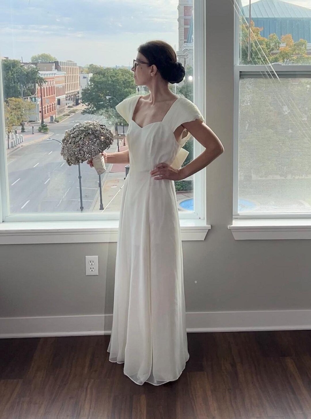 The Jennifer // Vintage NWT 1990s Bari-jay White Pleated Shoulder ...