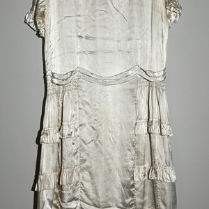The Rose - Vintage 1920s Cream Ecru Drop Waist Silk Satin Flapper ...