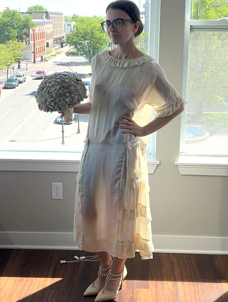 The Rose - Vintage 1920s Cream Ecru Drop Waist Silk Satin Flapper ...