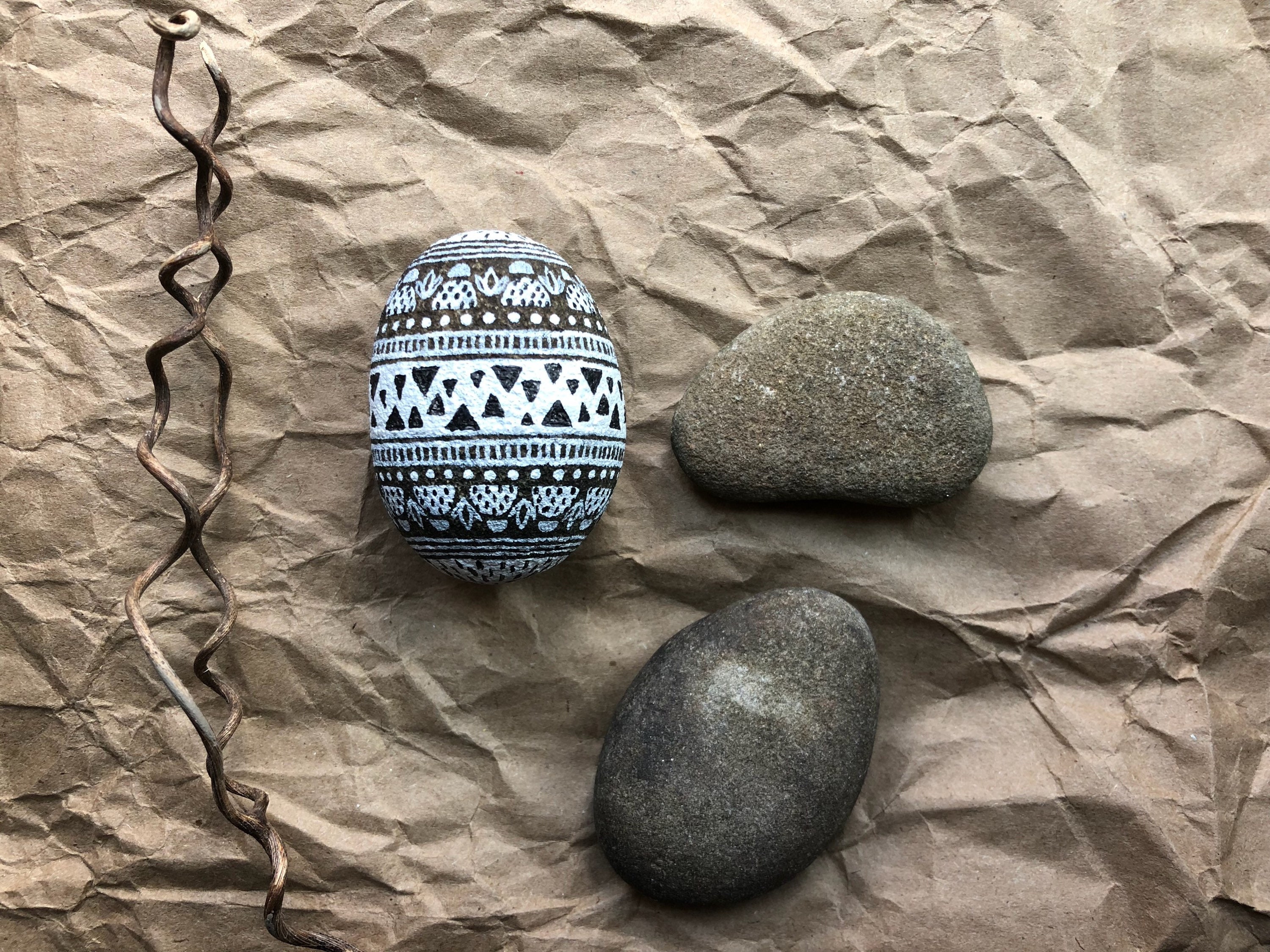 Small Hand Painted Rock--egg Shaped, Easter Decor - Etsy