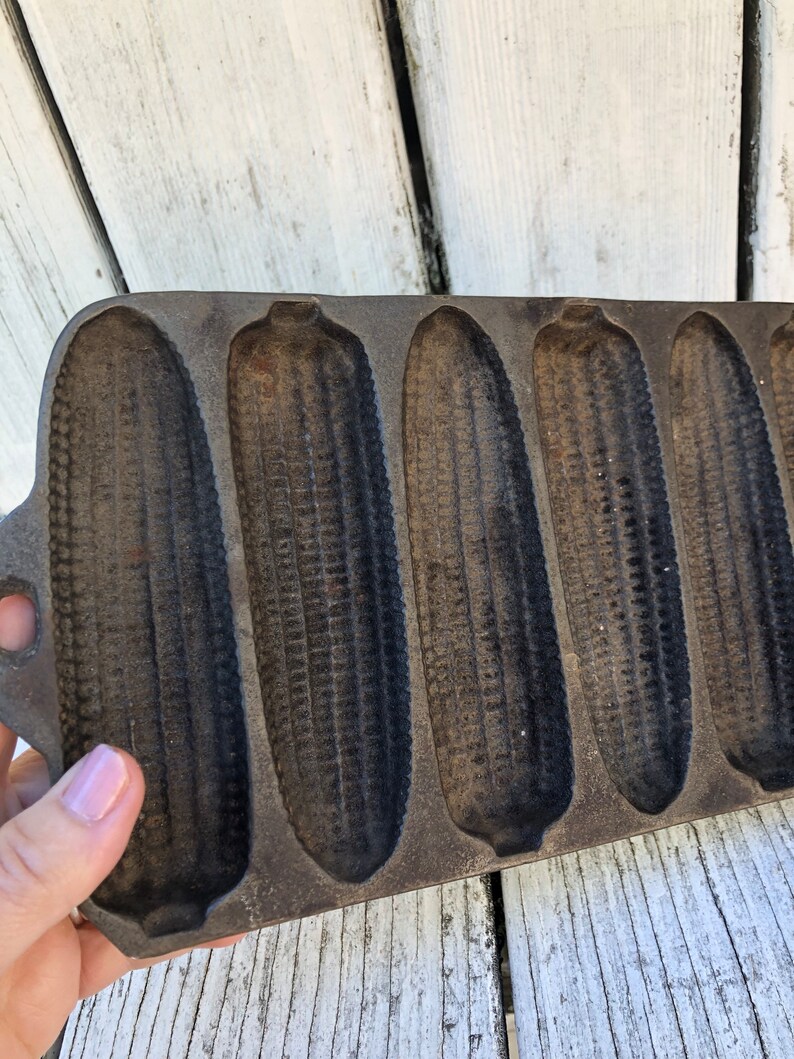 Cast Iron Wagner Ware Corn Bread Pan. Vintage Cast Iron Pan. Made in ...