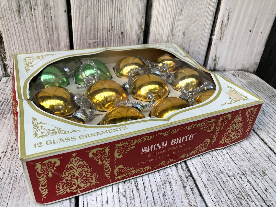 Vintage Shiny Bright Ornaments. Boxed Gold and Green Shiny Bright ...