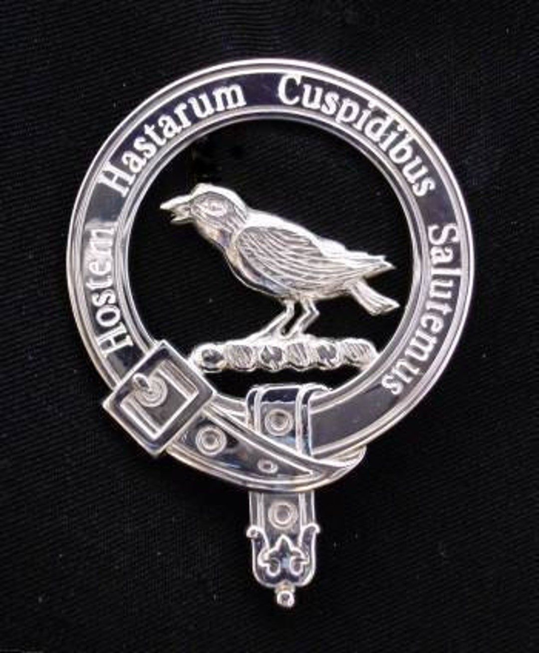 Mackie Scottish Clan Crest Badge in Solid Sterling or 14K Gold - Etsy