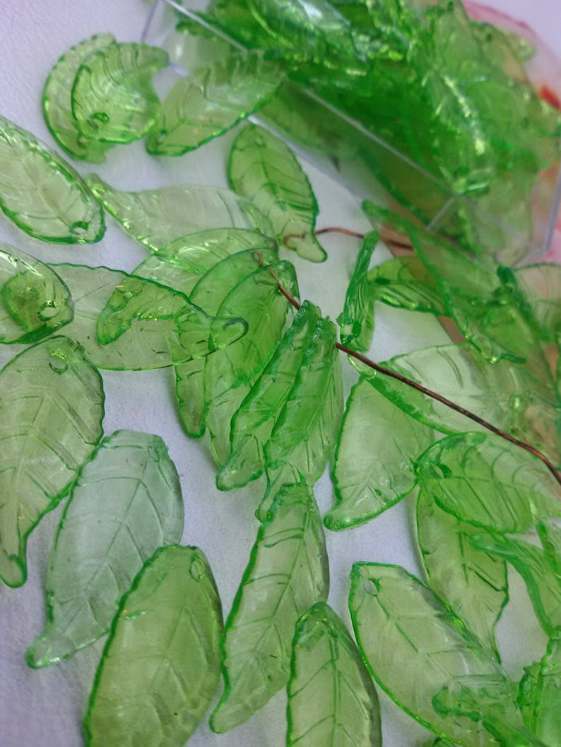 Green Acrylic Leavesleaves Spacers Beadsgreen Color Leaf - Etsy