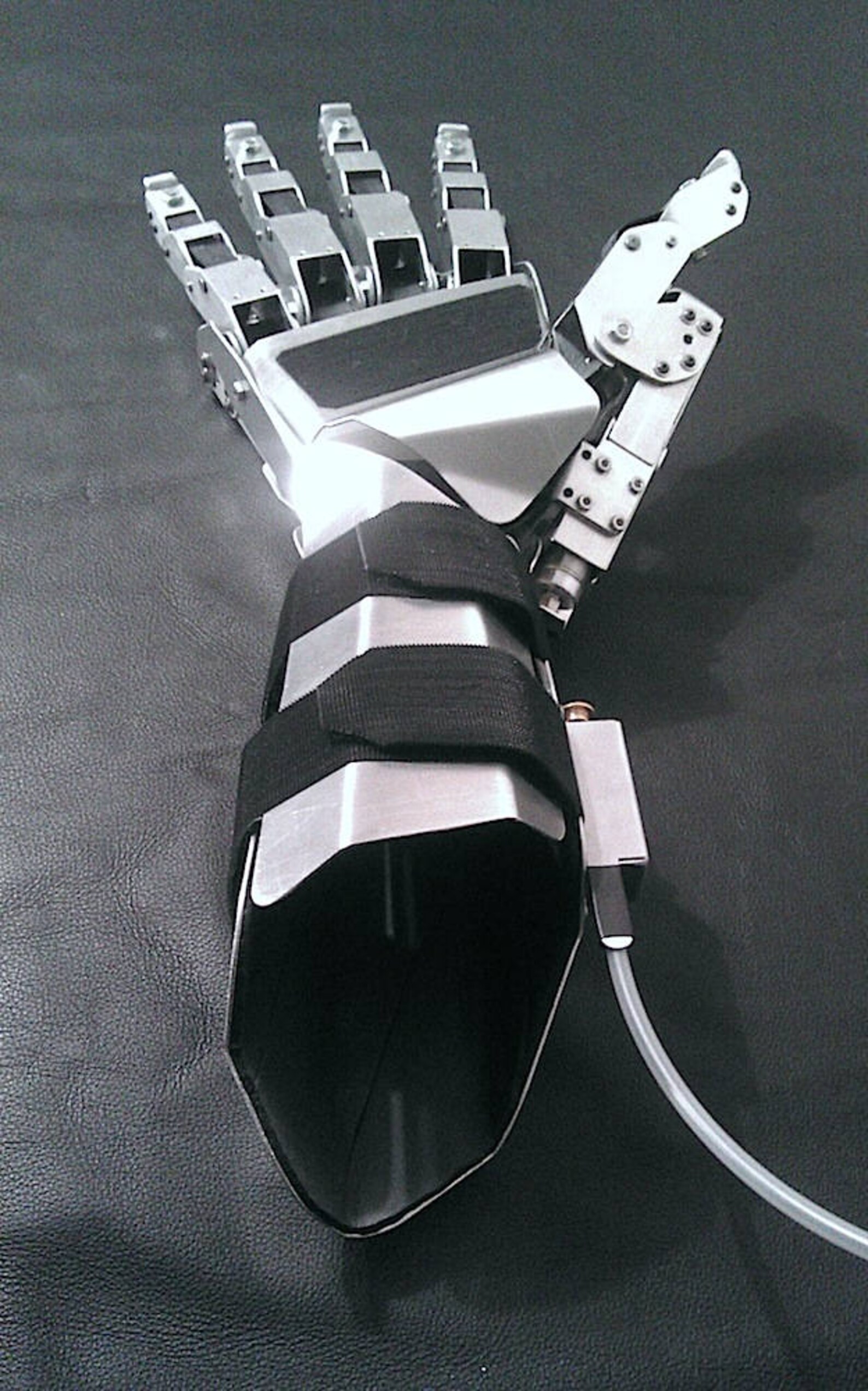 Bionic Concepts Exo Gauntlet V2.6 | Etsy