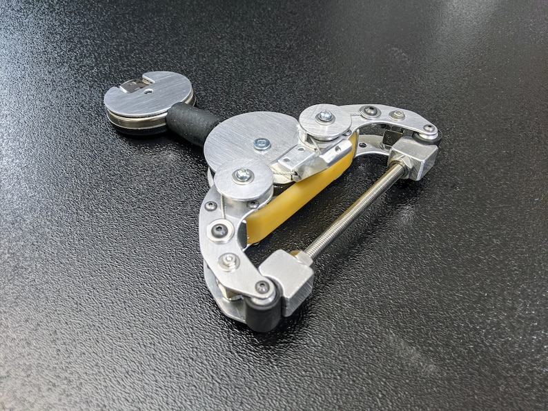 Pocket Grappler: Aluminum Spring-loaded Claw Grabber - Etsy