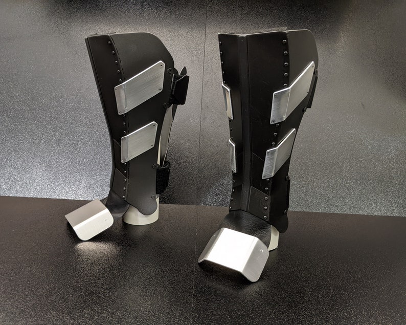 V1.5 Metal Armor Greaves - Etsy