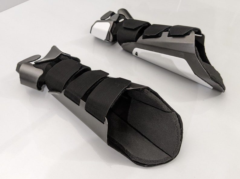 V3.5 Metal Gauntlets - Martial Arts Grade - Etsy