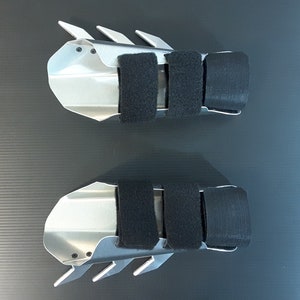 V2.0 Metal Gauntlets - Martial Arts Grade - Etsy