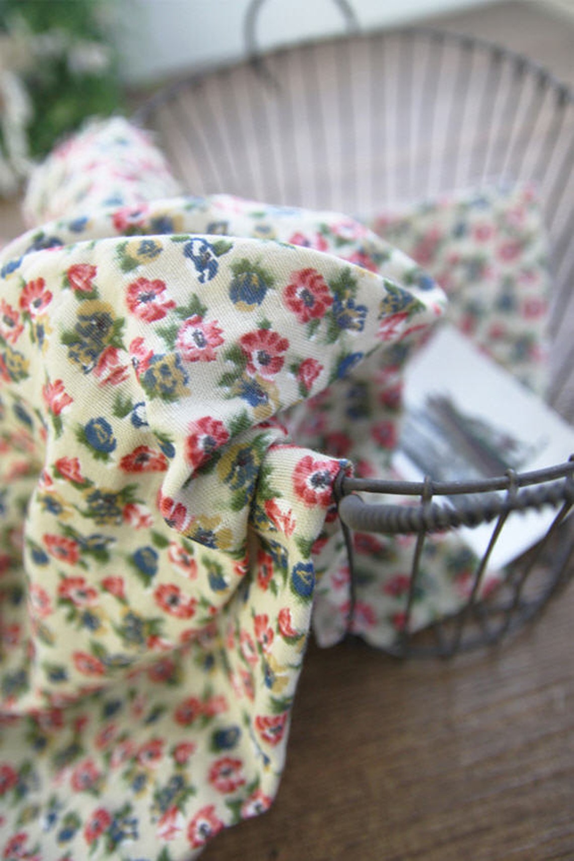 Flower Double Gauze Fabric, Cotton Double Gauze Fabric - Navy or Ivory ...