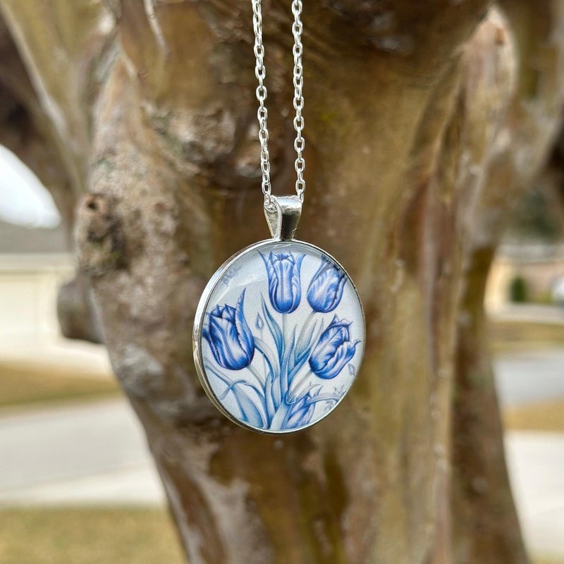 Delft Blue Necklace - Etsy