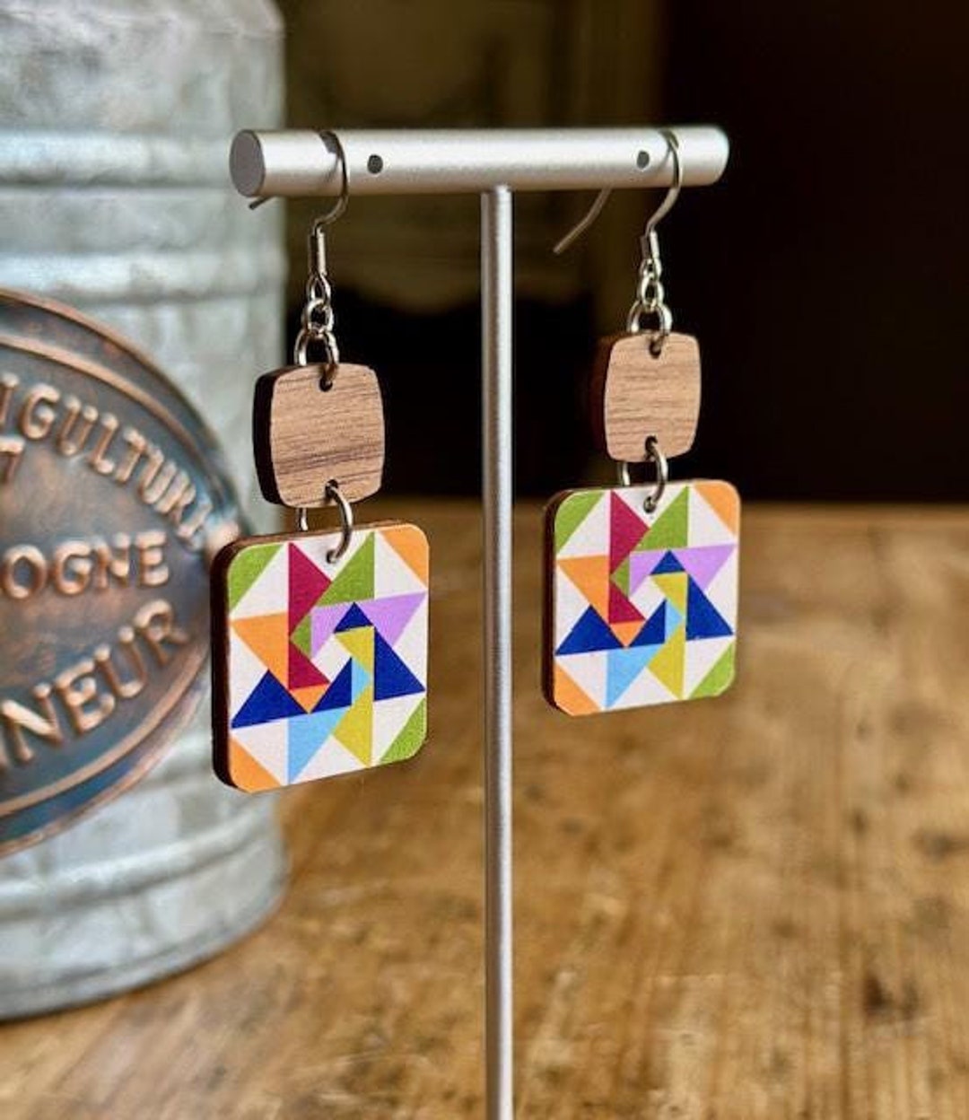 Pinwheel Star Quilt Pattern Earrings, Barn Art, REVERSIBLE Image, One ...