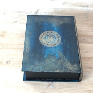 Dnd Magic Secret Spine Book Box, Witchcraft Keepsake Gift, RPG Cosplay ...