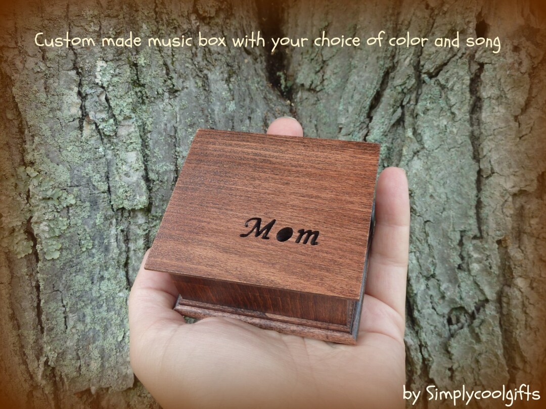 Wooden Music Box - Mom Music Box - Engraved Music Box With Mom Engraved ...