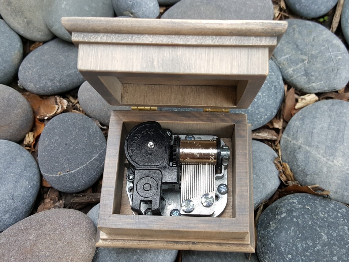 I love you gift Custom Music Box Wooden Music Box with I | Etsy