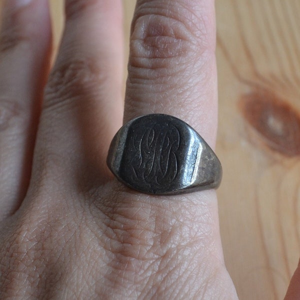 Antique Signet Ring - Etsy