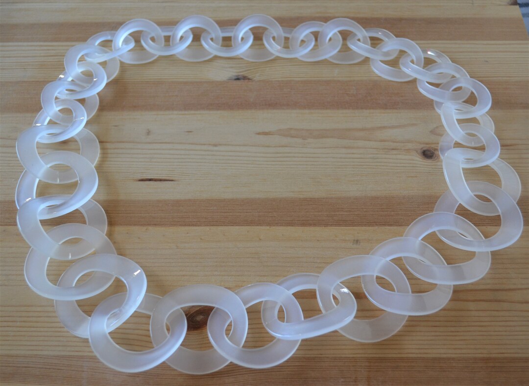 Amazing Vintage Glam Mod White Plastic Statement Necklace / Vintage ...