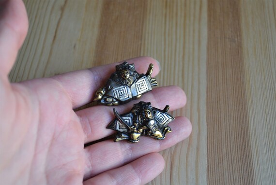 Exceptional rare antique Japanese shakudo menuki cuff… - Gem