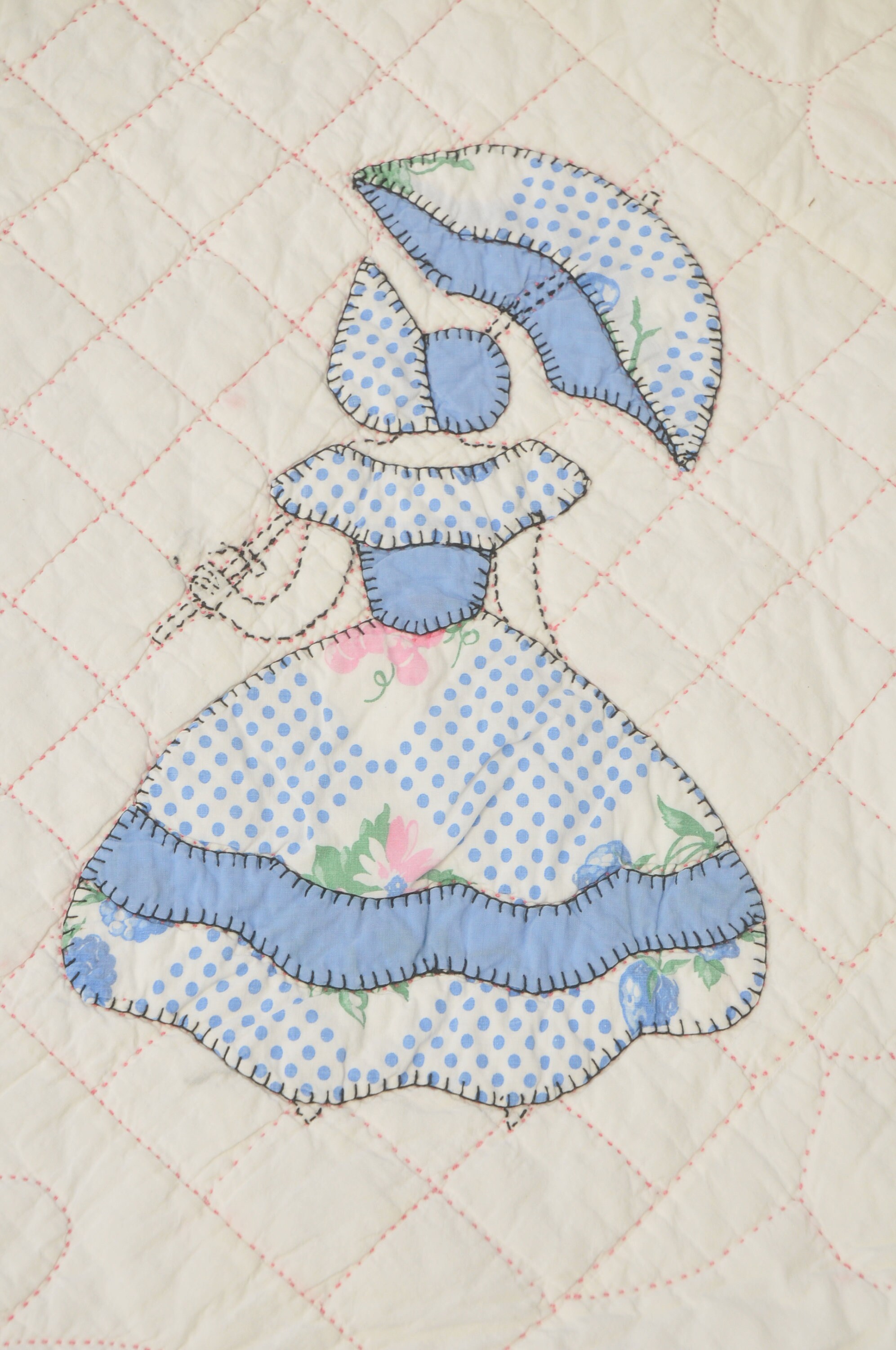 Vintage Ladies Bonnet Quilt | Etsy