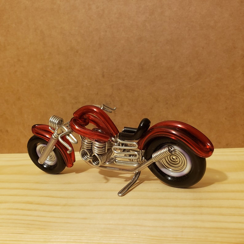 EUC Wire Art Sculpture Red Motorcycle Metal Figure Hand Made Sculpture ...