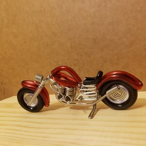EUC Wire Art Sculpture Red Motorcycle Metal Figure Hand Made Sculpture ...