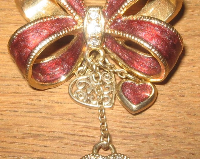 Vintage Monet Signed Red Bow With Hearts Brooch Pin Vintage Quality ...