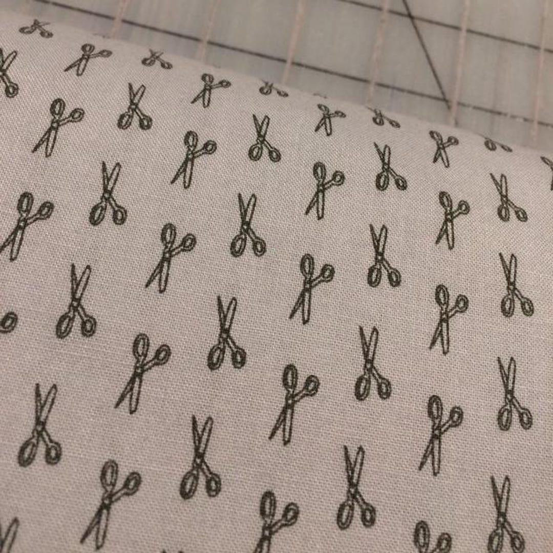 Sew Special - FAT QUARTER Cut of Scissors - by Whistler Studios for ...