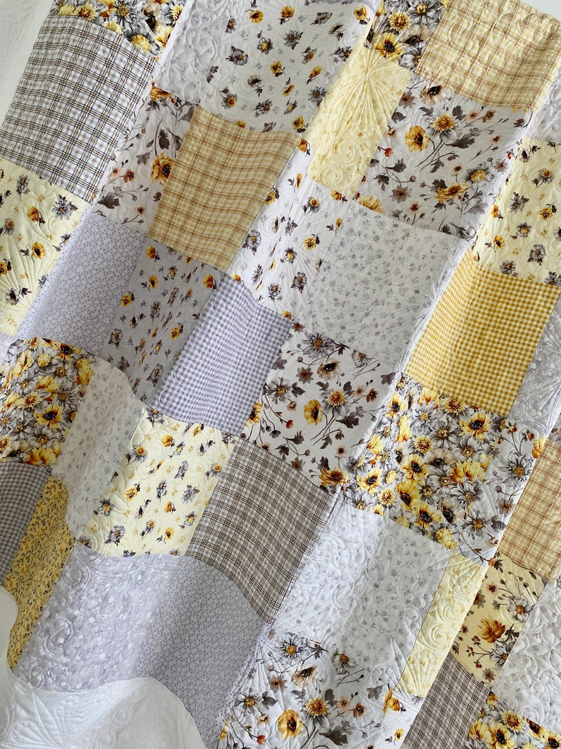 King Patchwork Quilt Floral Fields of Gold Collection - Etsy